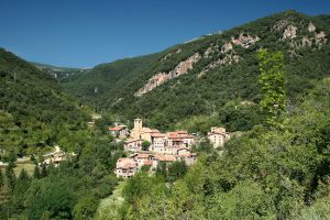 Qué ver y hacer en Beget: descubre el encanto del medieva